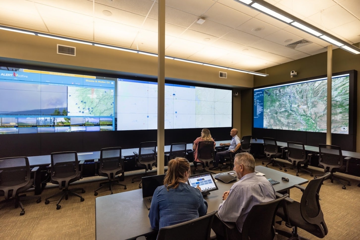 Video Walls & Large-Format Displays For Control Centre | CTI